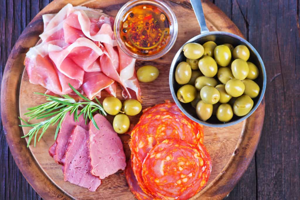 One handed snacks for the postpartum family - The Early Weeks