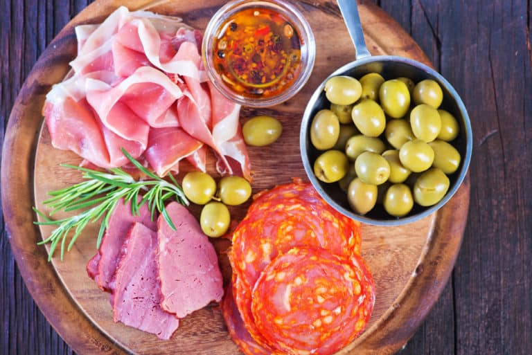 One handed snacks for the postpartum family - The Early Weeks